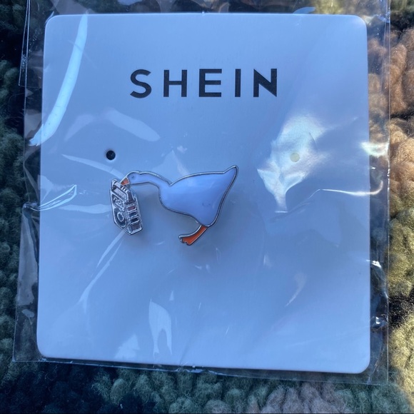 SHEIN | Accessories | Untitled Goose Game Pin New | Poshmark